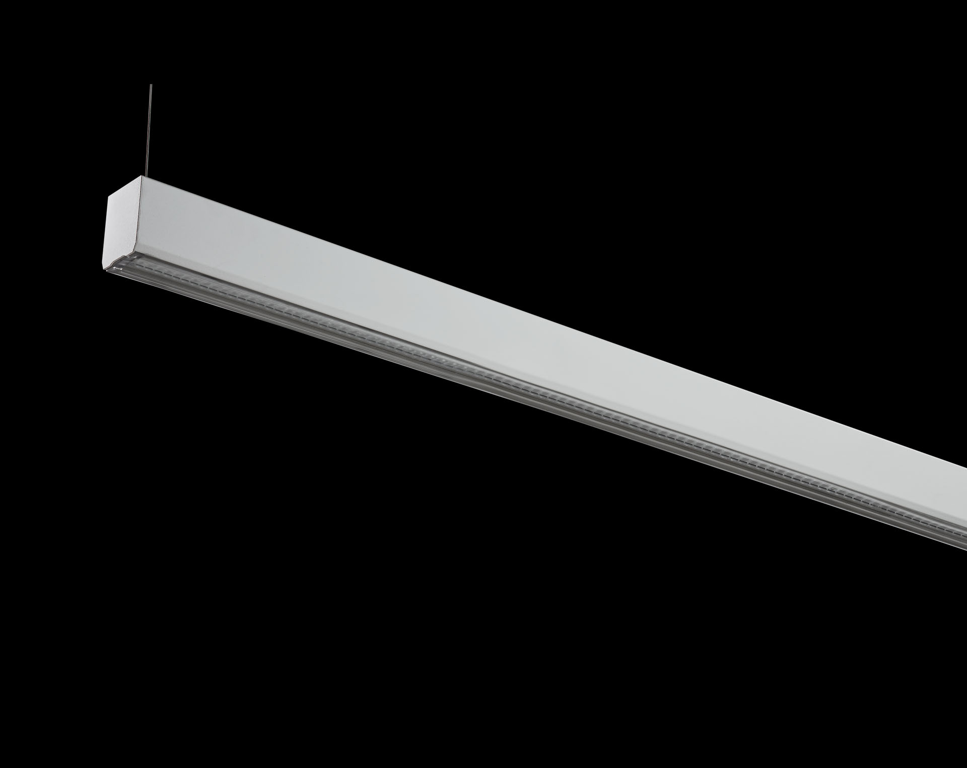 CLuce | Apparecchi per l'illuminazione interna ed esterna